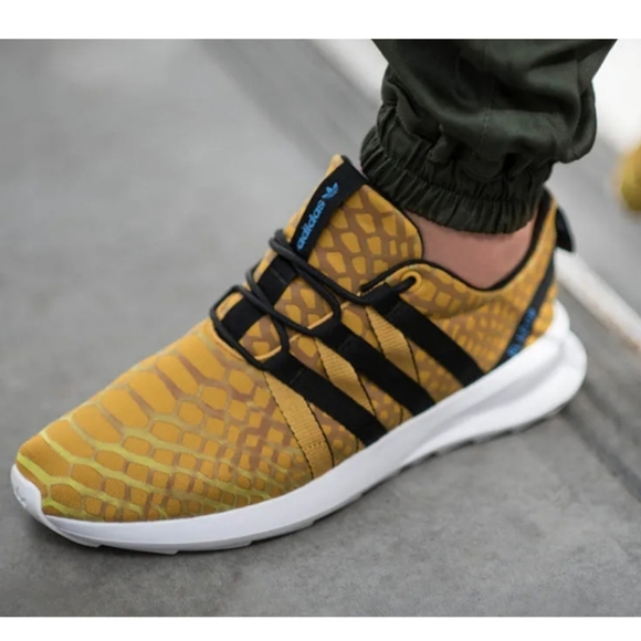adidas | Shoes | Adidas Sl Loop Ct Stnoye Cbalk Chromatech Mens ...